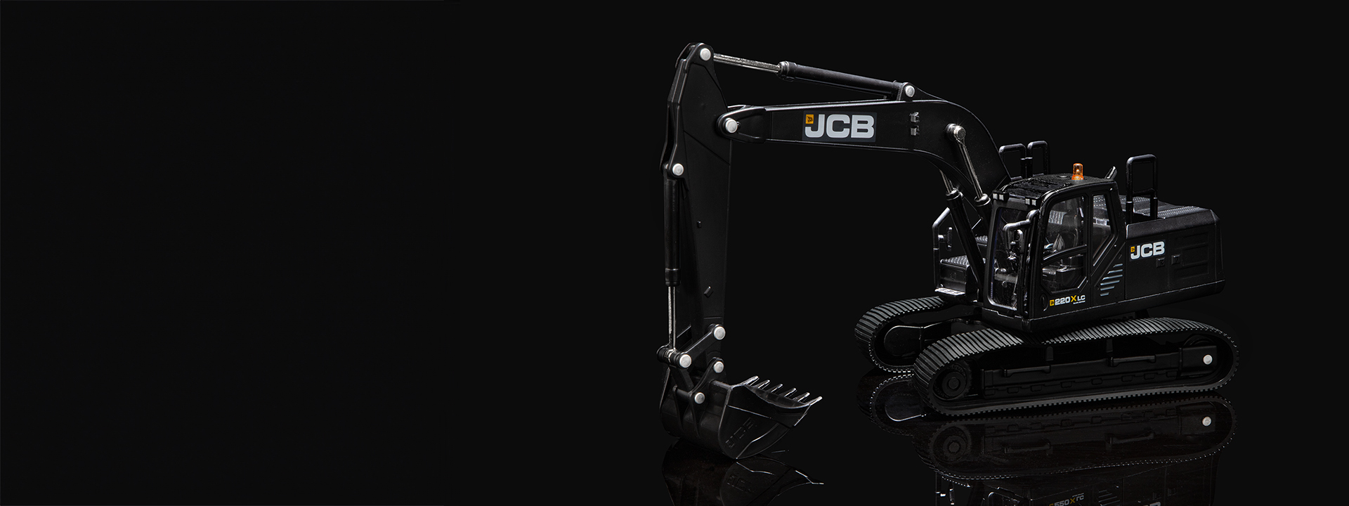 JCB Shop | Home | Official JCB Merchandise Store